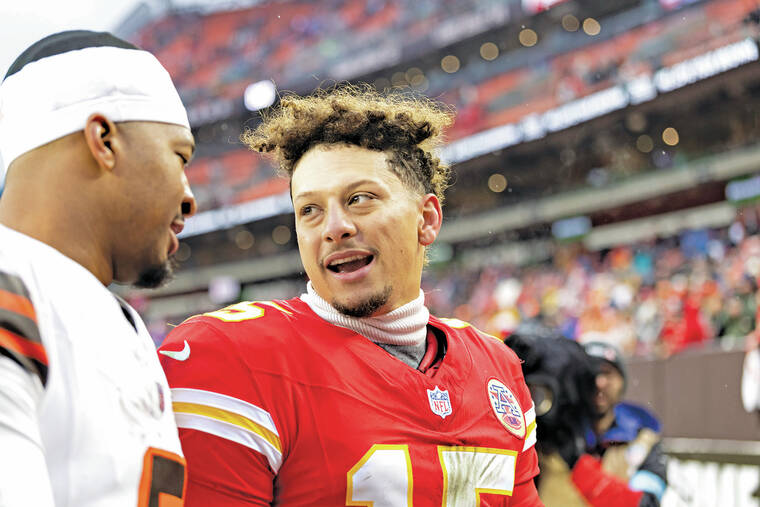 Playoff-bound Chiefs, Texans meet with Patrick Mahomes set to play ...